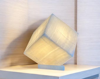 White Banded Onyx Cube Lamp | Natural Stone Lighting for Home Decor ...