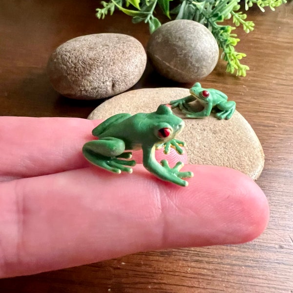 Green Tree Frog - Etsy