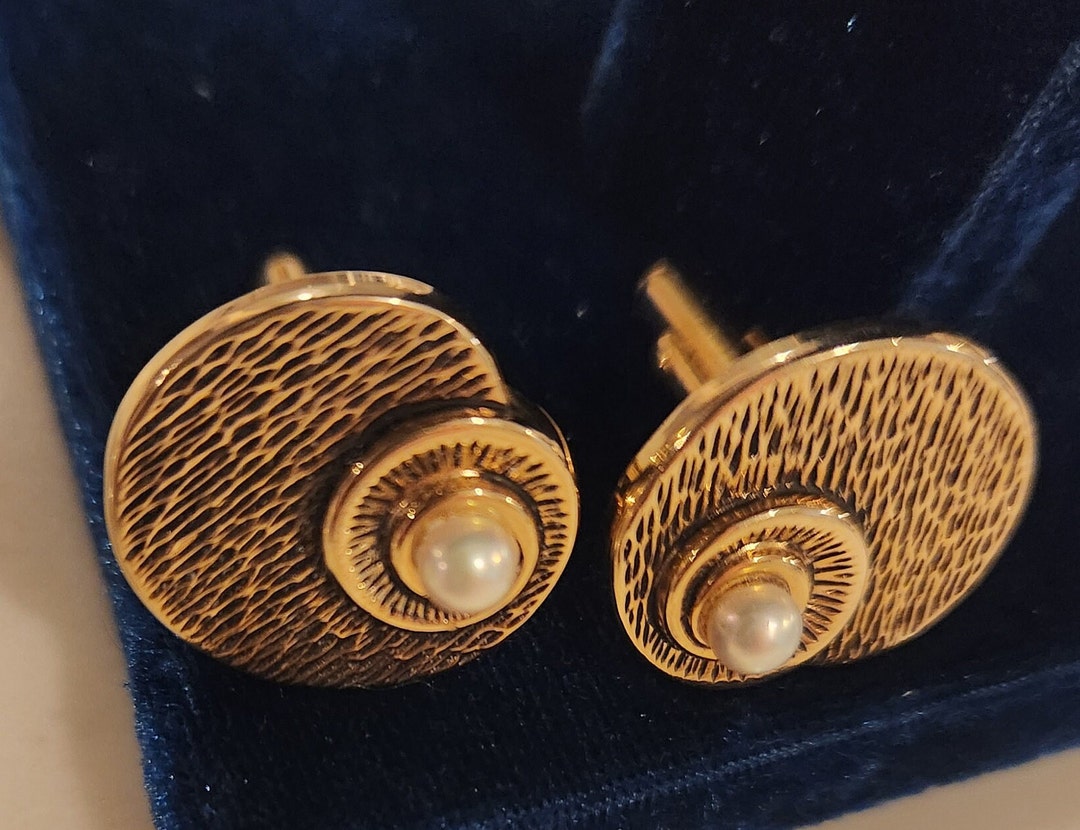 Antique SWANK Gold Tone Seashell Pearl Cufflinks - Etsy