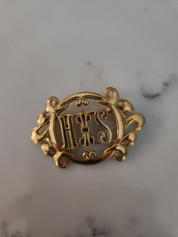 Vintage Rare Gold Tone Monocraft Monogram Brooch pin - Gem