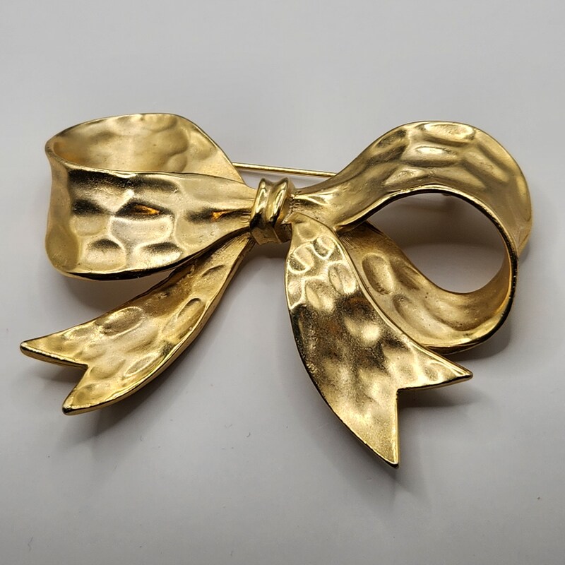Erwin Pearl Brooch - Etsy