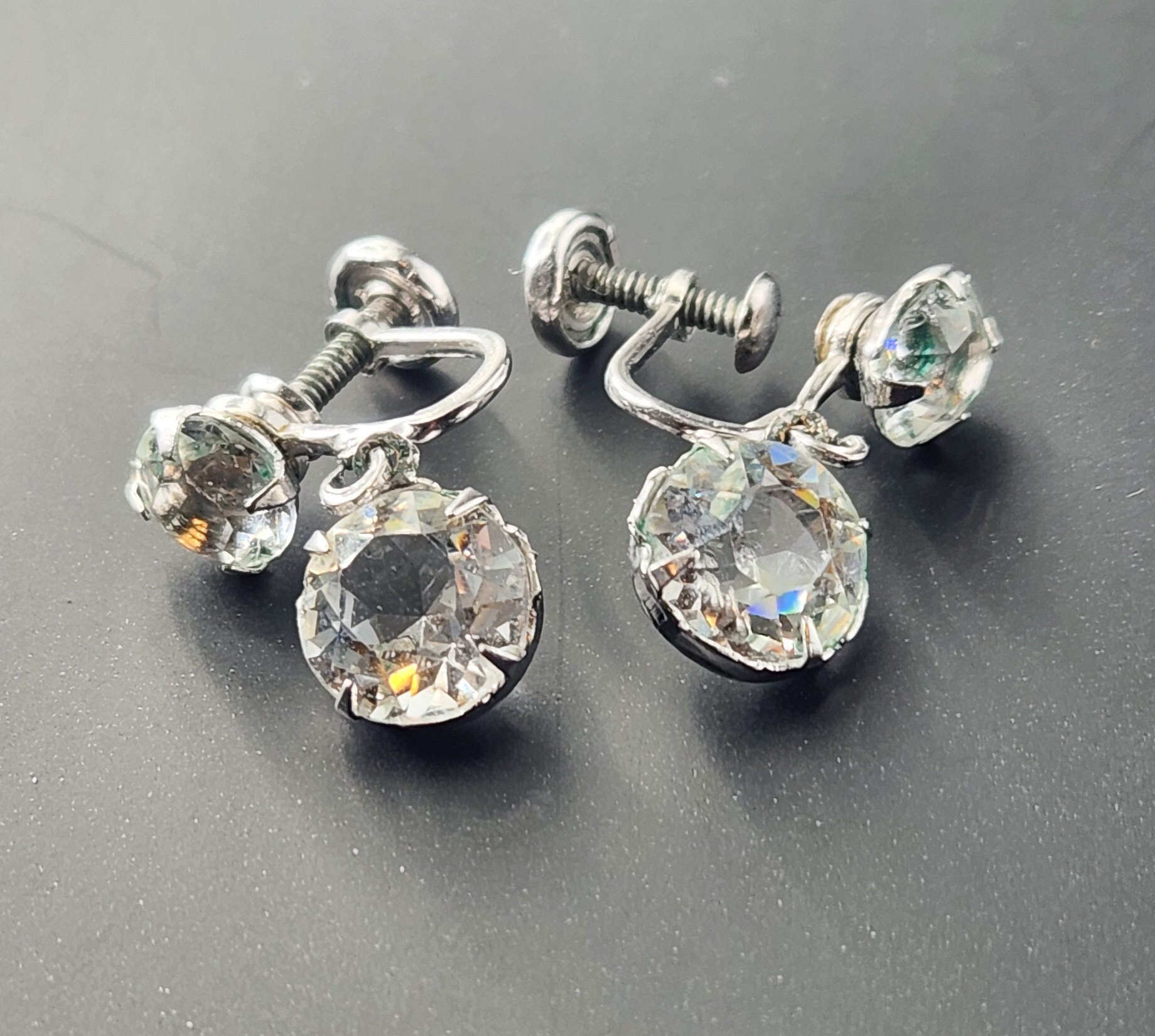 MyLostTreasure Elegant Vintage Faux Dimond Dangle Screw Back Earrings