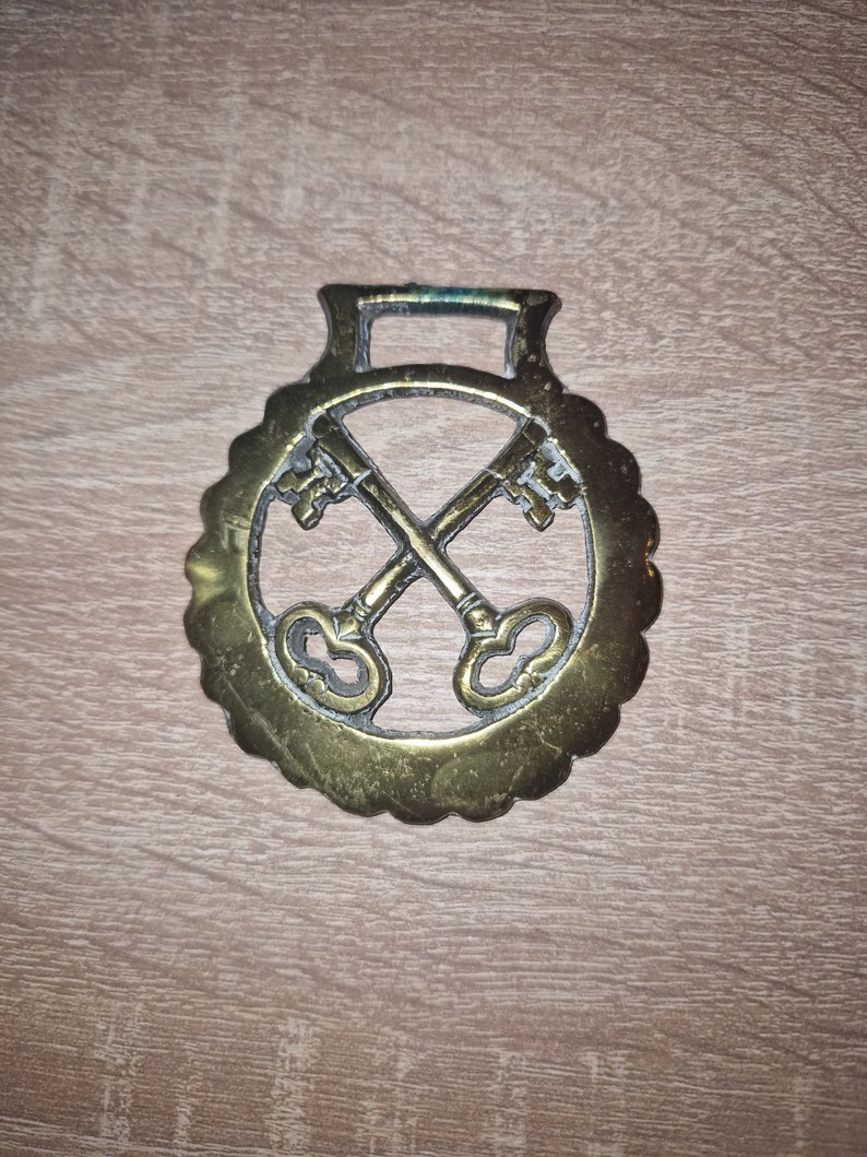 Vintage, Solid Brass, Two Crossed Keys, Horse Brass, Key, Keys, Lucky ...
