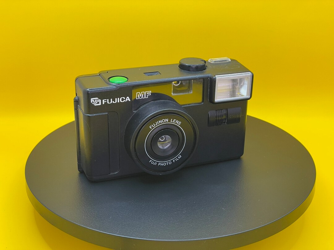 Fujica MF Fixed Focus 35mm Compact Point and Shoot Camera With 40mm ...