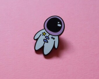 Spaceman Pin - Etsy