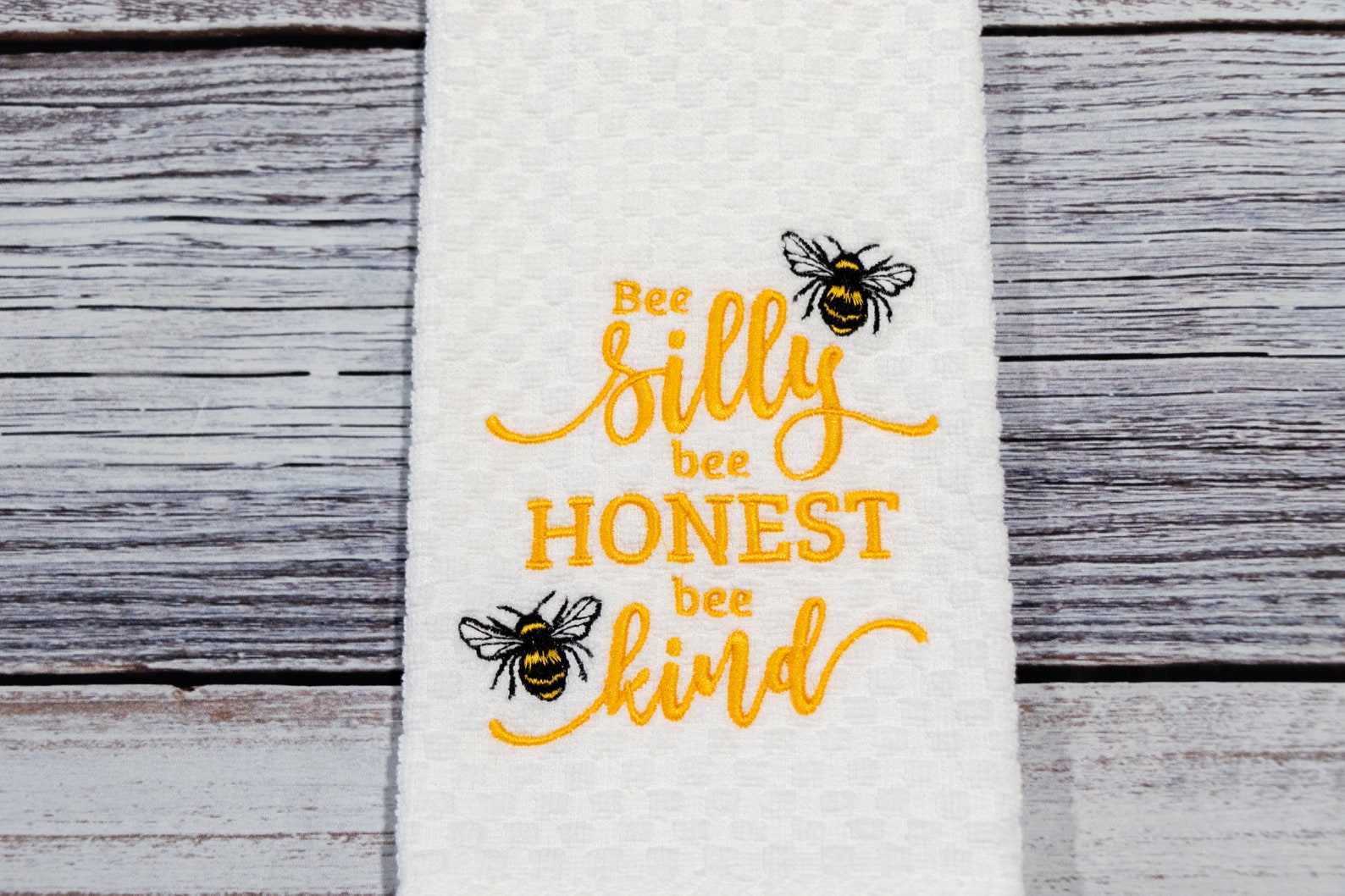 Bee Themed Embroidered Hand Towels, 5 Towel Colors Choices, Home Decor ...
