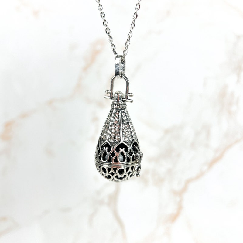 Gothic Locket - Etsy