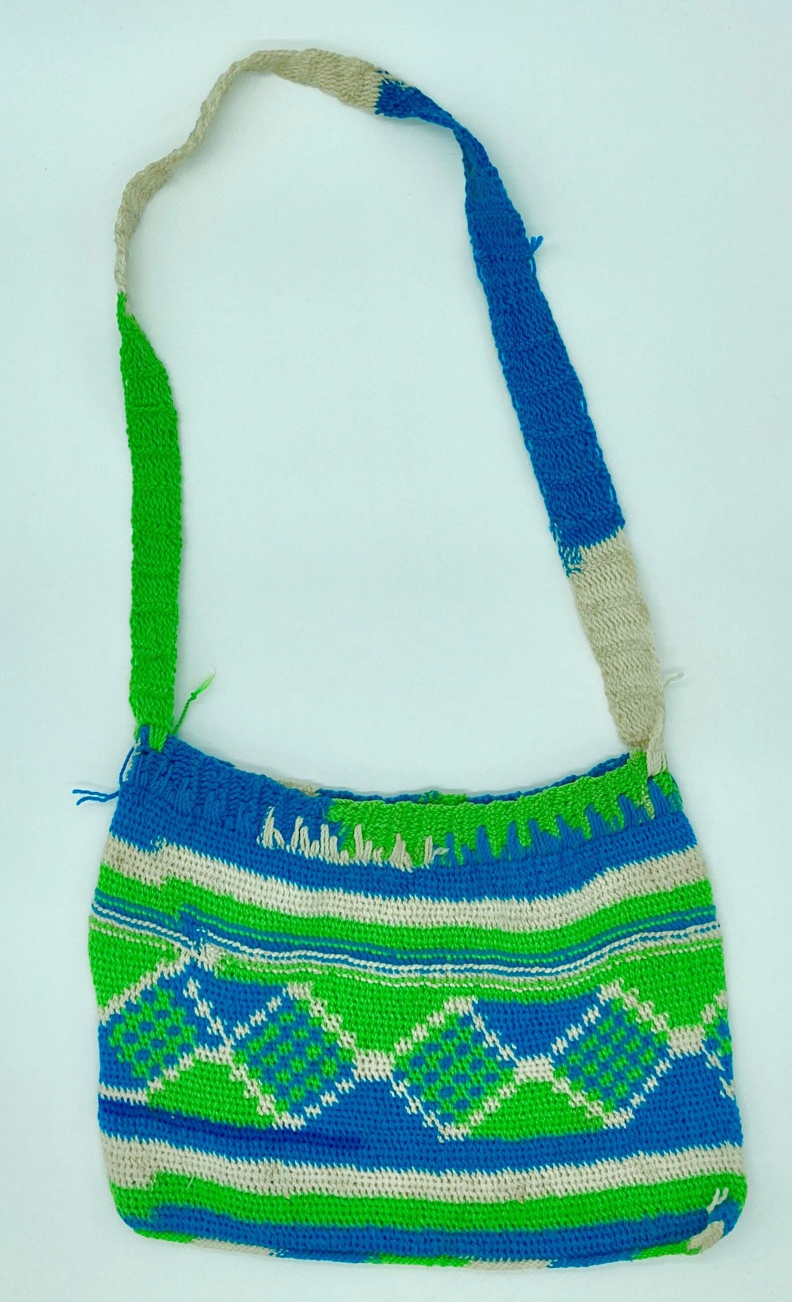 Bilum Bag Handmade in Papua New Guinea. | Etsy