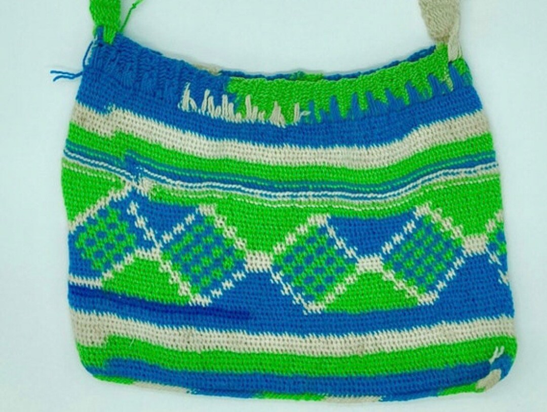 Bilum Bag, Handmade in Papua New Guinea. - Etsy