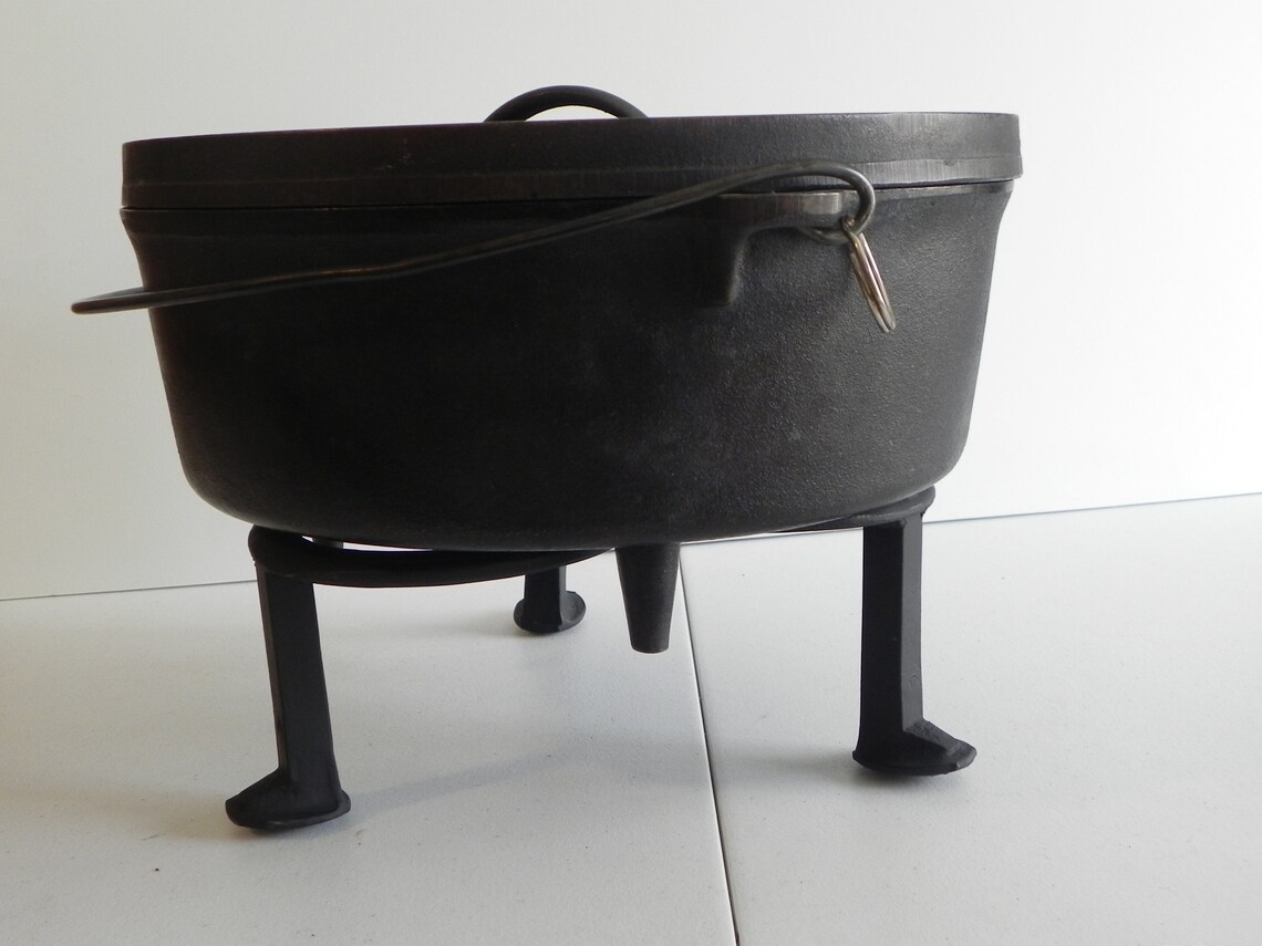Dutch Oven Potjie Pot Plant Trivet Stand Yin And Yang Etsy