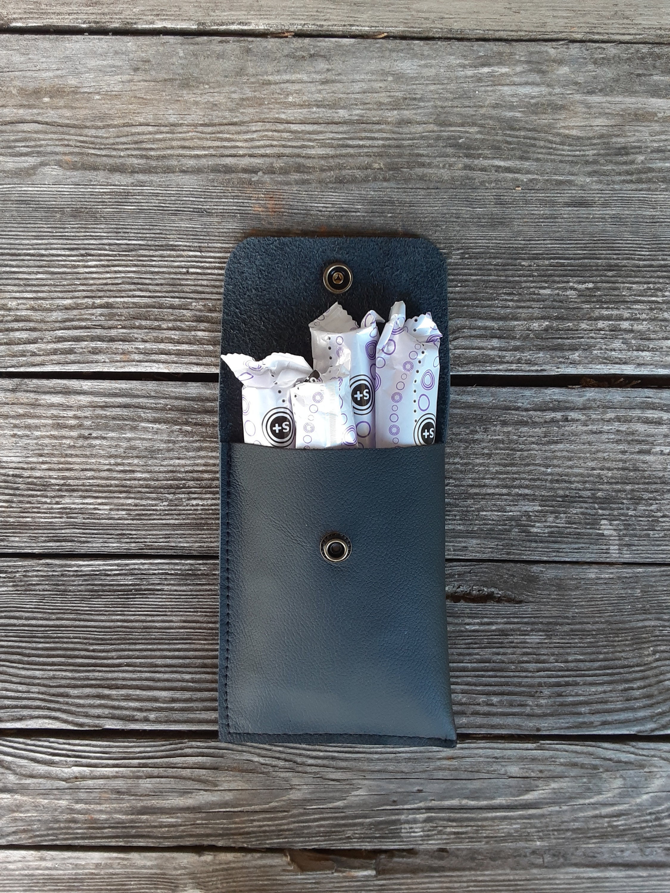 Tampon Holder