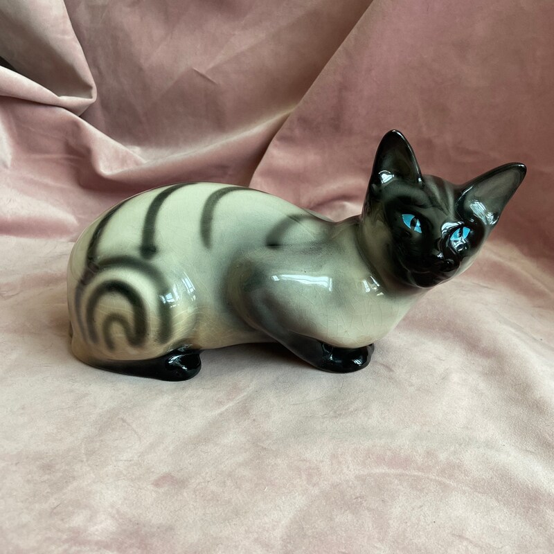 Lying Cat - Etsy