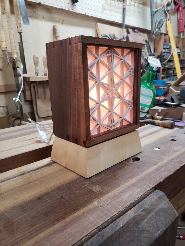 Decorative Kumiko Lamp With Dovetailed Case. - Etsy
