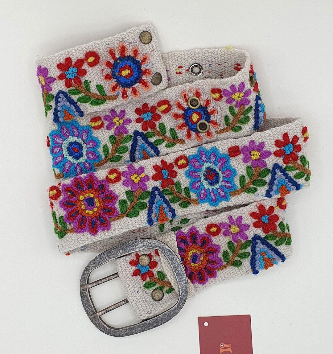 Flowers Wool Belt in White, Floral Belt, Peruvian Hand Embroidered Boho ...