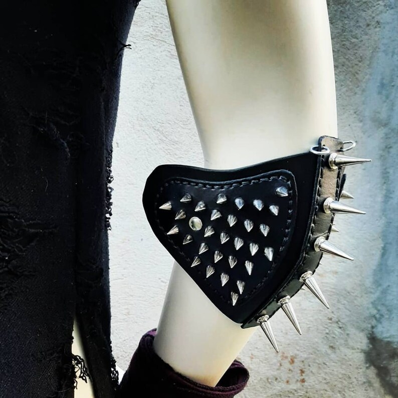 Spiked Elbow Pad (100% Veg Tan Leather) - Etsy