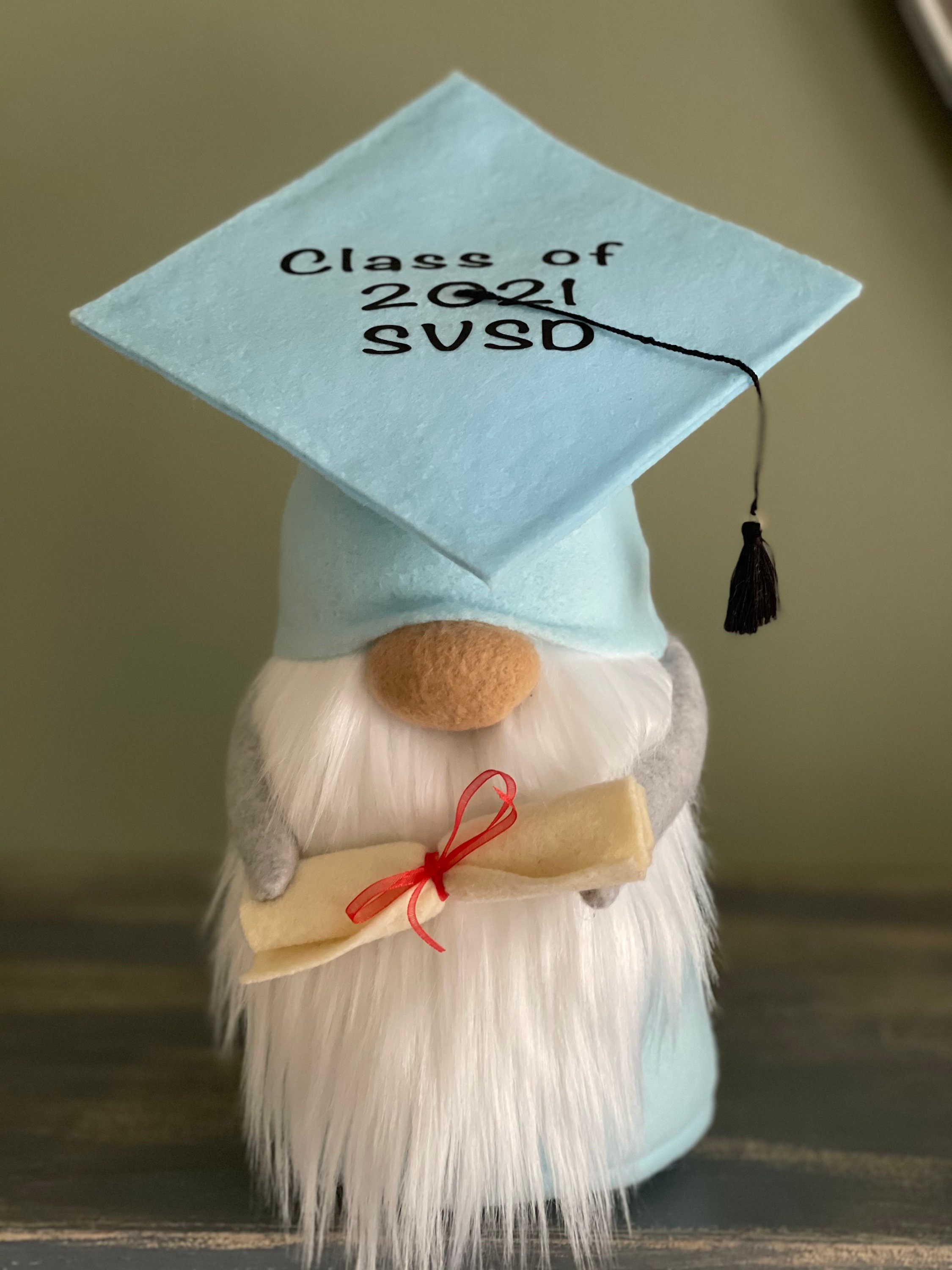 Graduation Gnome (made to Order) - Etsy