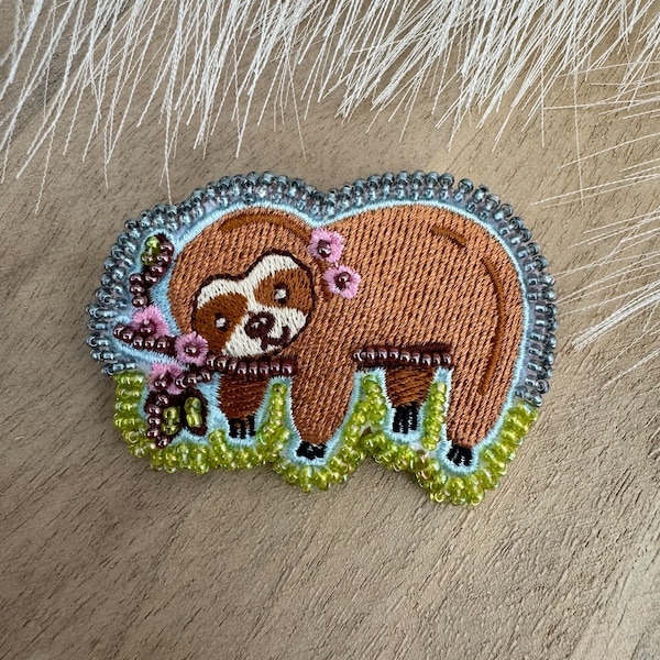 Sloth Brooch - Etsy