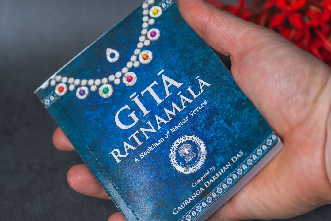 Gita Ratnamala. Krishna Book, Hare Krishna Book, Spiritual Book, Vedic ...