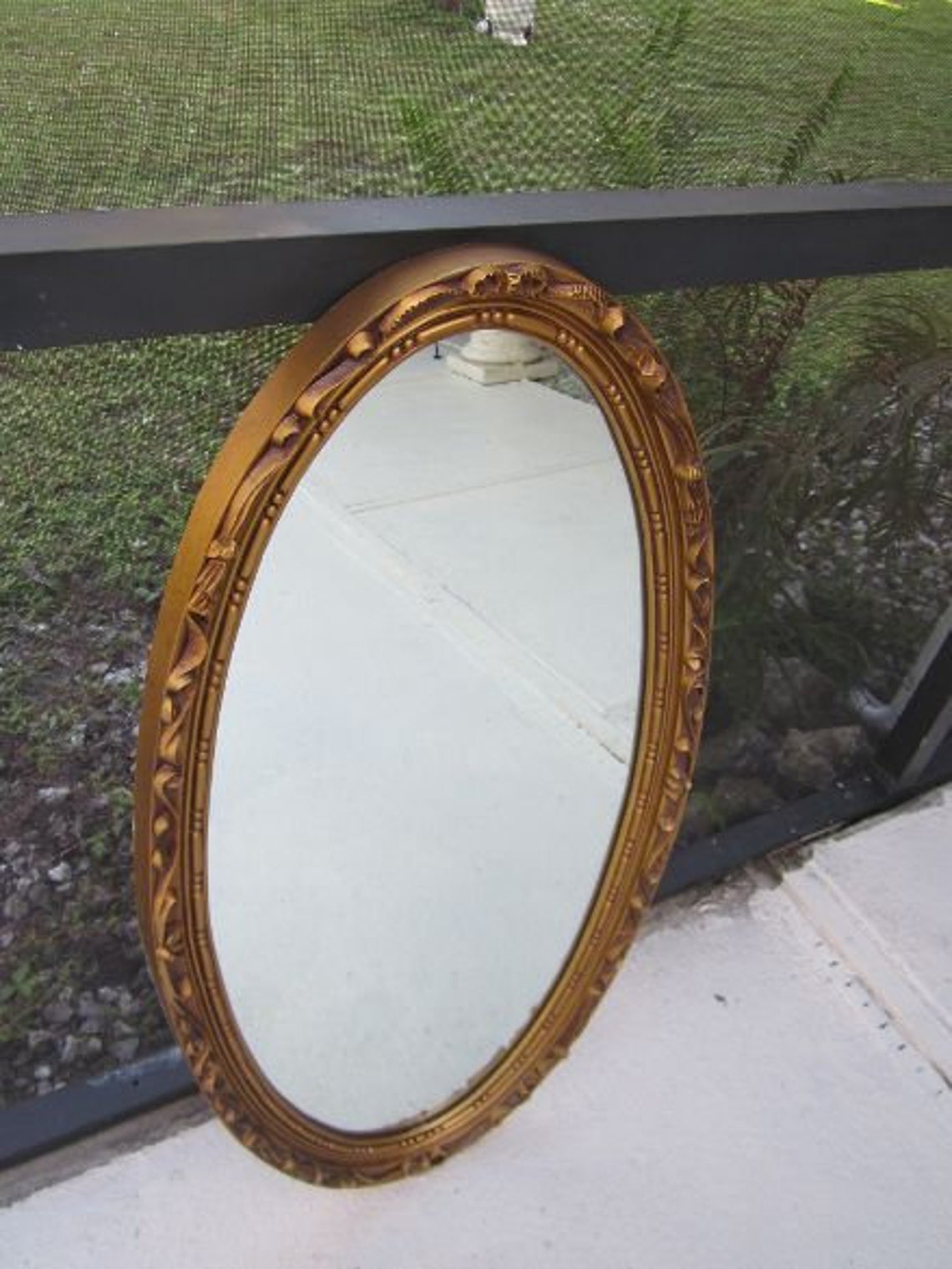 Hollywood Regency Style Ornate Gold Oval Frame Vintage Wall Hanging ...