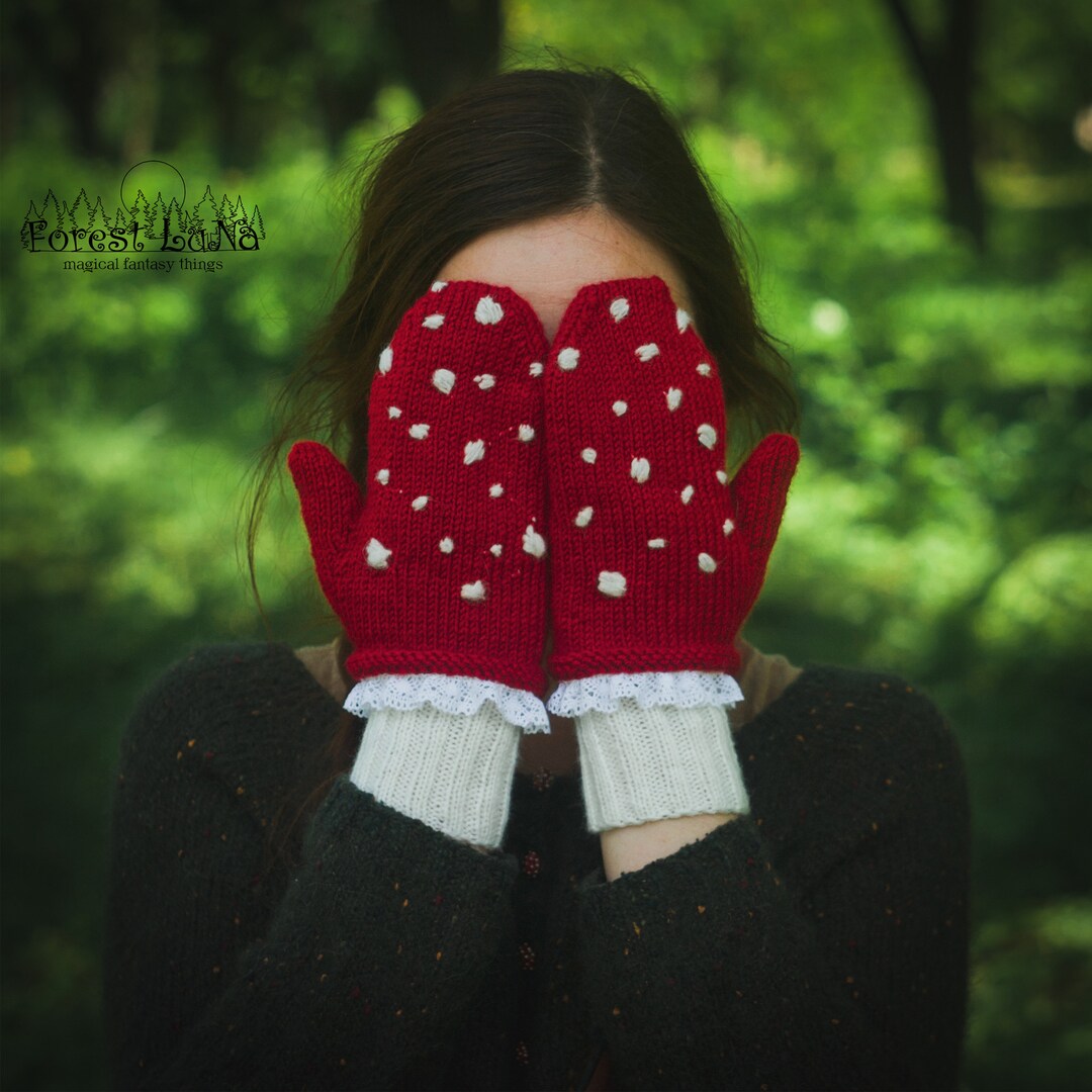 Forest Green Witch Amanita Gloves. Warm Winter Mushroom Mittens. Hand ...