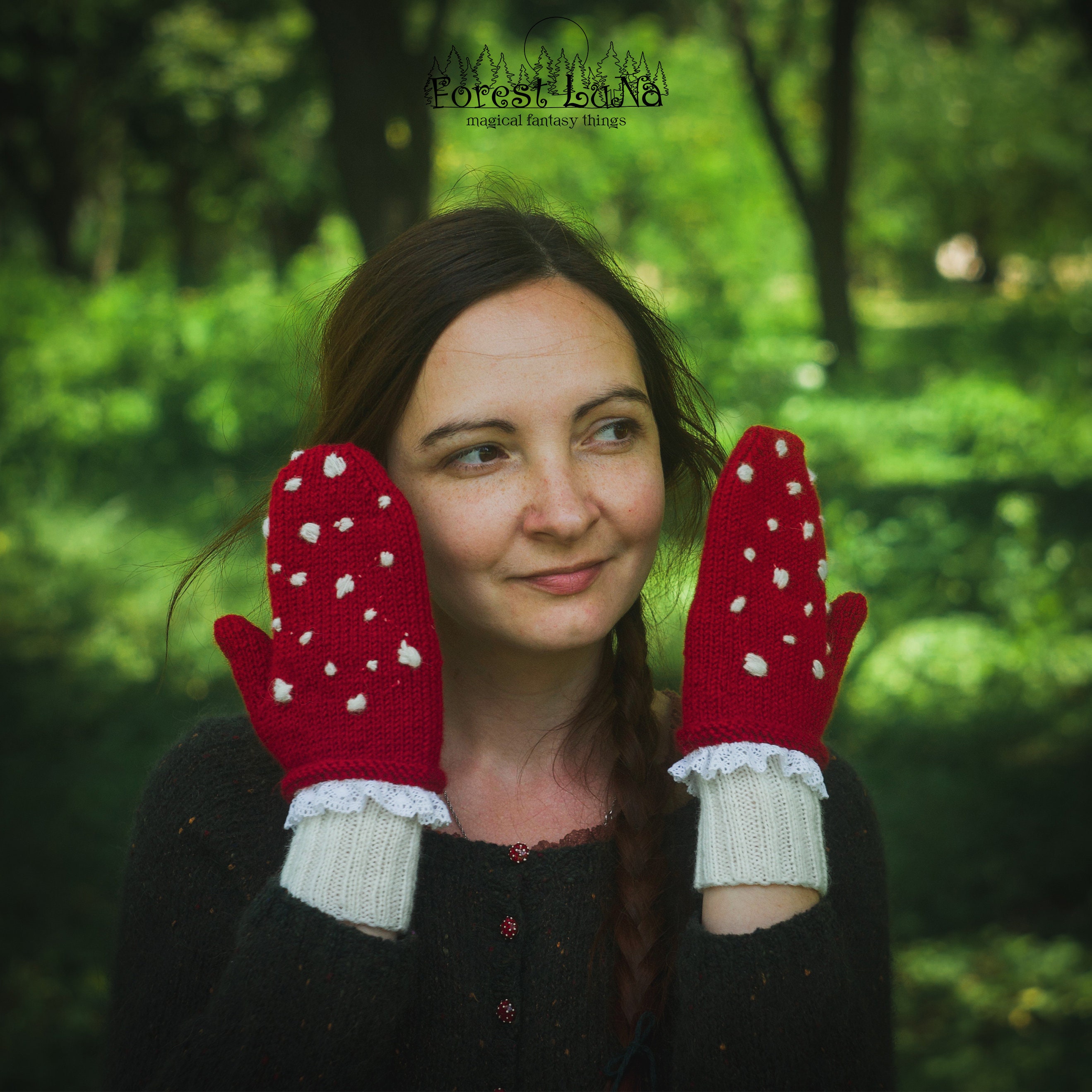 Forest Green Witch Amanita Gloves. Warm Winter Mushroom Mittens. Hand ...