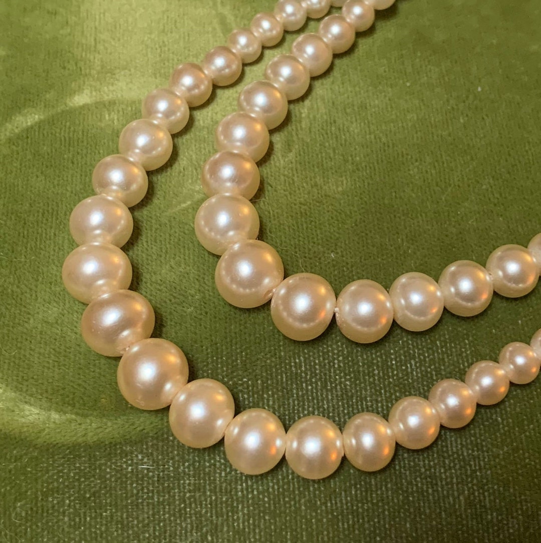 Vintage Deltah Simulated Pearls Graduated Double Strand Sterling Clasp ...