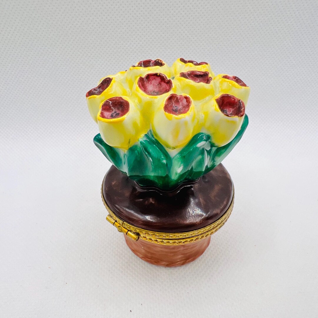 Yellow TULIPS Bouquet ~ ROCHARD ~ Limoges Box ~ Peint Main (hand ...