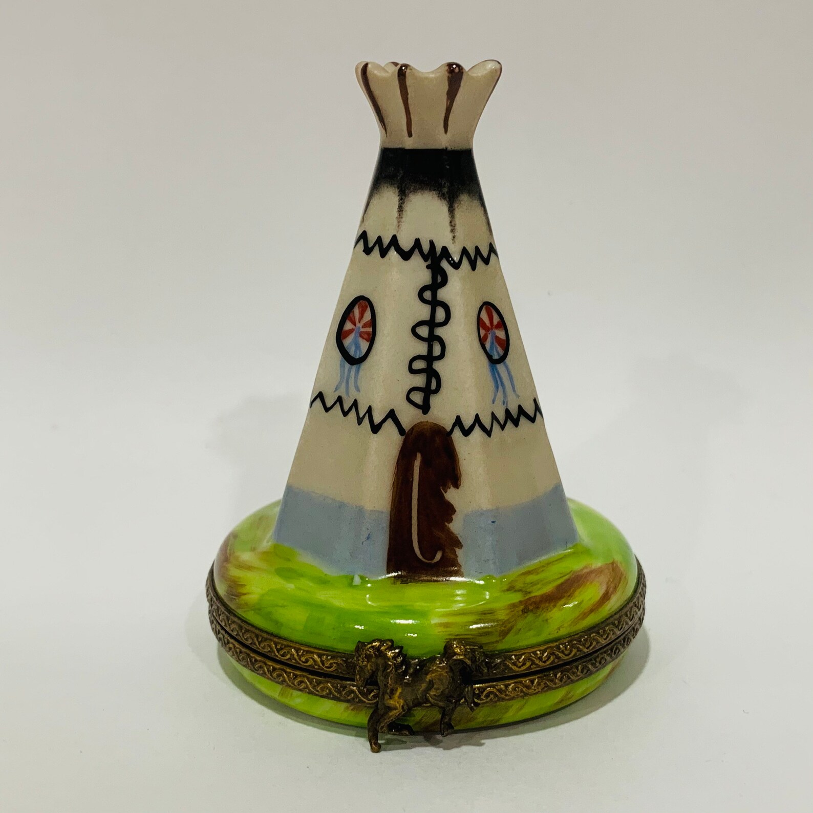 Indian Teepee ~ Limoges Trinket Box ~ Peint Main (hand-painted) in ...