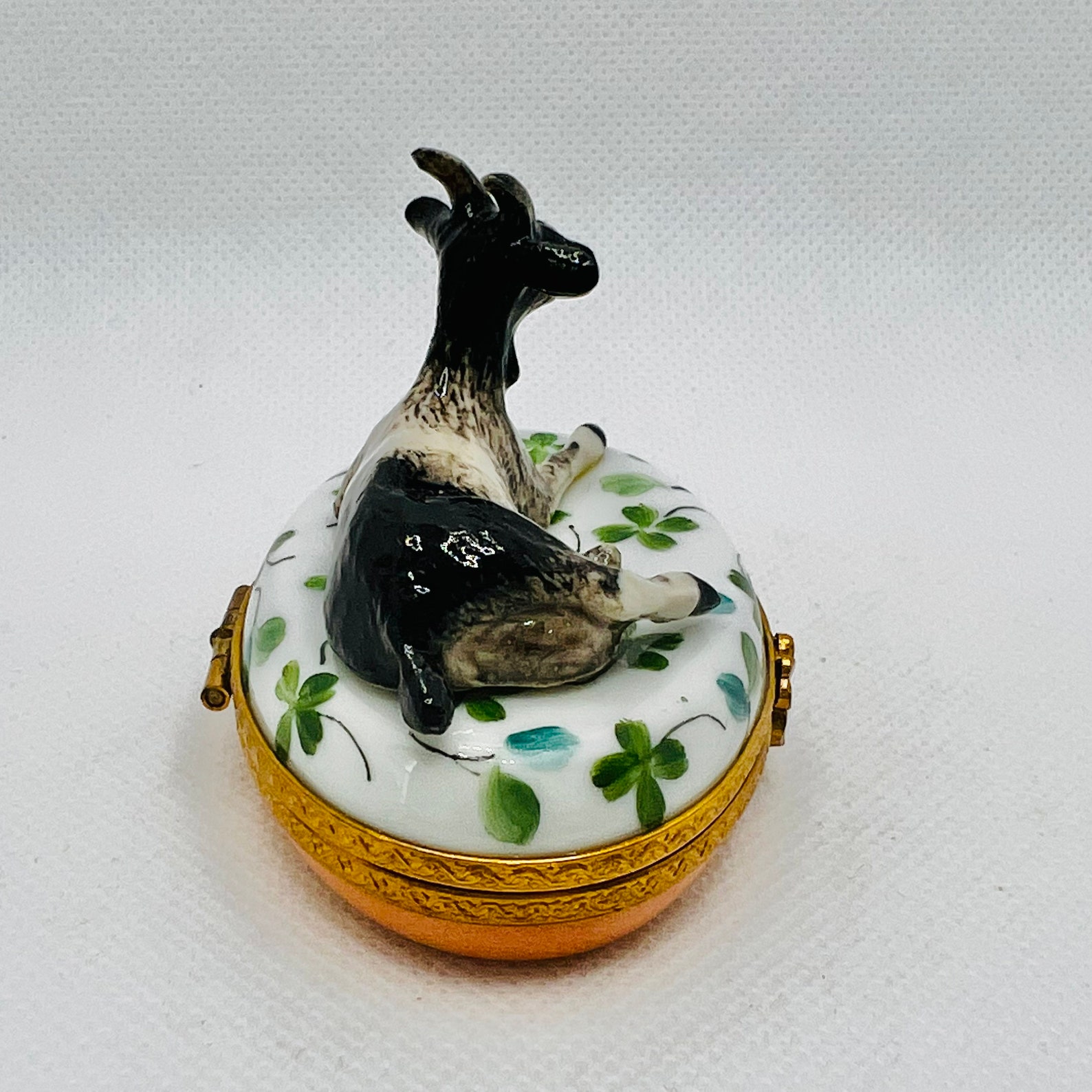 Rare GOAT on Four Leaf Clover ~ Limoges Trinket Box ~ Peint Main (hand ...