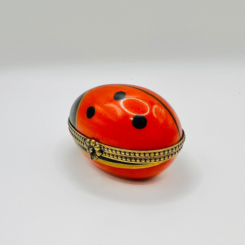 Cute LADYBUG Limoges Trinket Box Peint Main hand-painted in Limoges ...