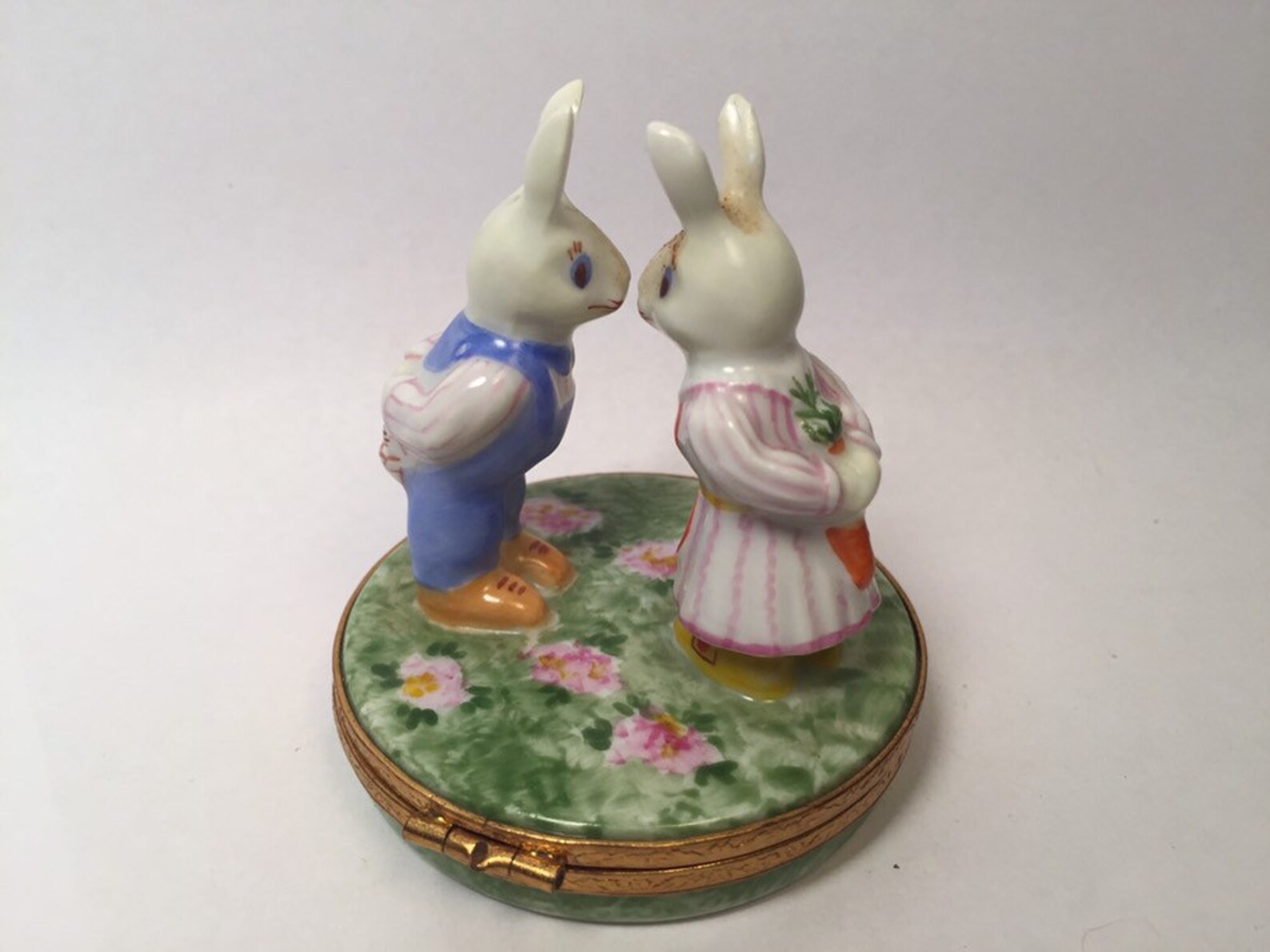 Adorable Courting KISSING BUNNIES Rabbits ARTORIA Limoges - Etsy