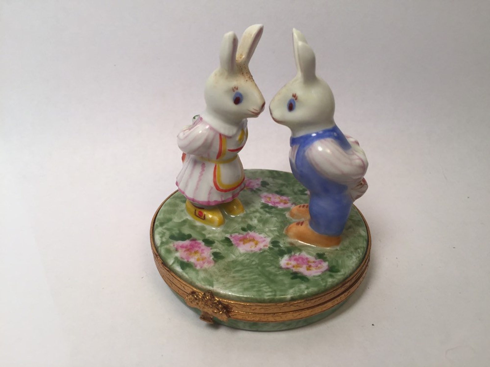 Adorable Courting KISSING BUNNIES Rabbits ARTORIA Limoges - Etsy
