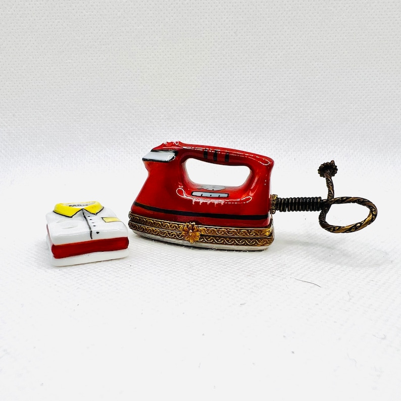 Spectacular IRON W/ Shirt ~ Limoges Trinket Box ~ Peint Main (hand ...