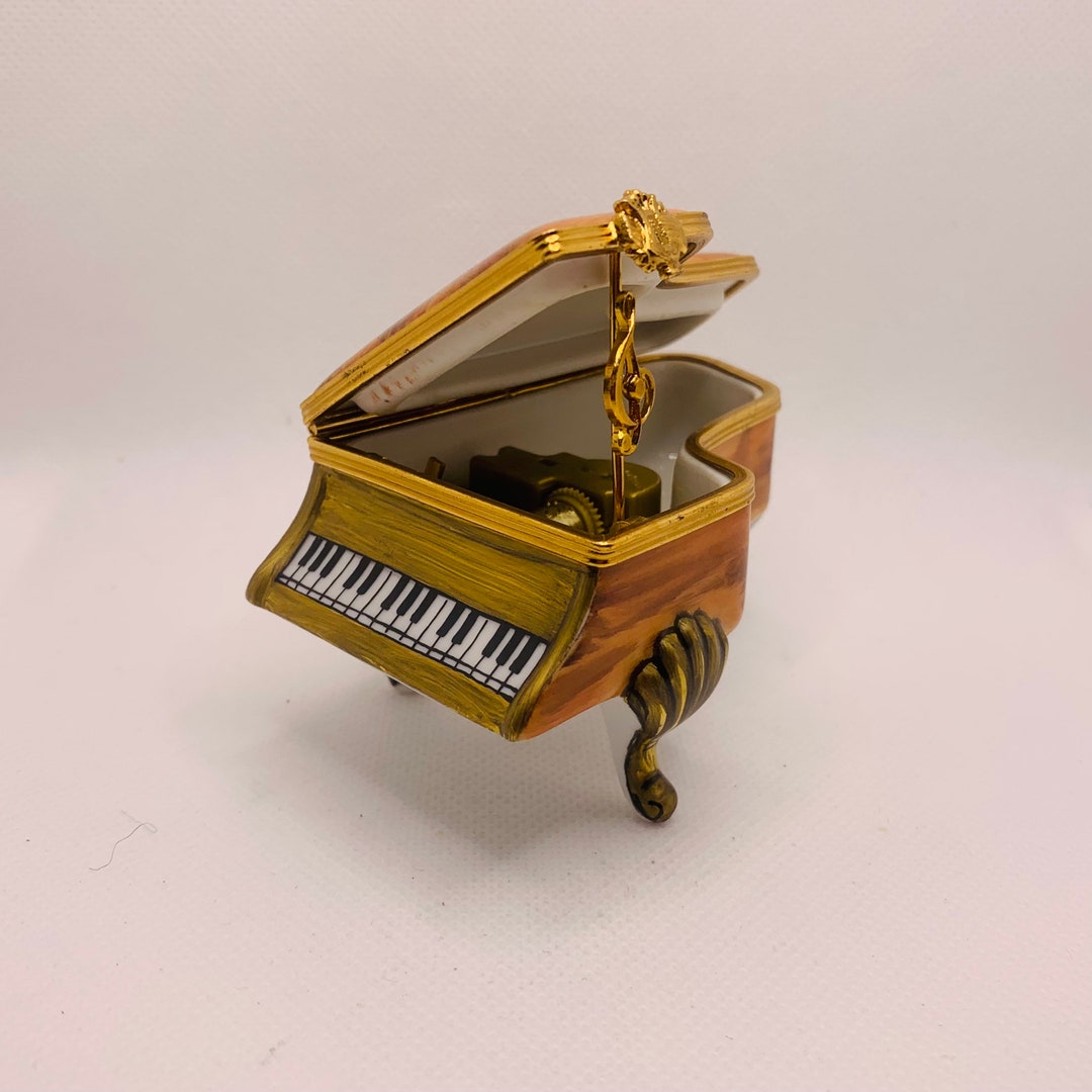Rare MUSIC BOX LIMOGES ~ Limoges Trinket Box Piano ~ Artoria ~ Plays ...