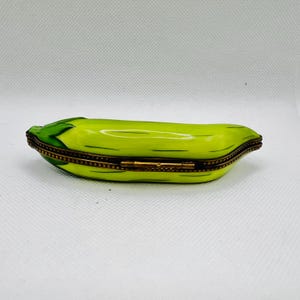 Beautiful Green Peapod ~ GERARD RIBIERRE (GR) ~ Limoges Trinket Box ...