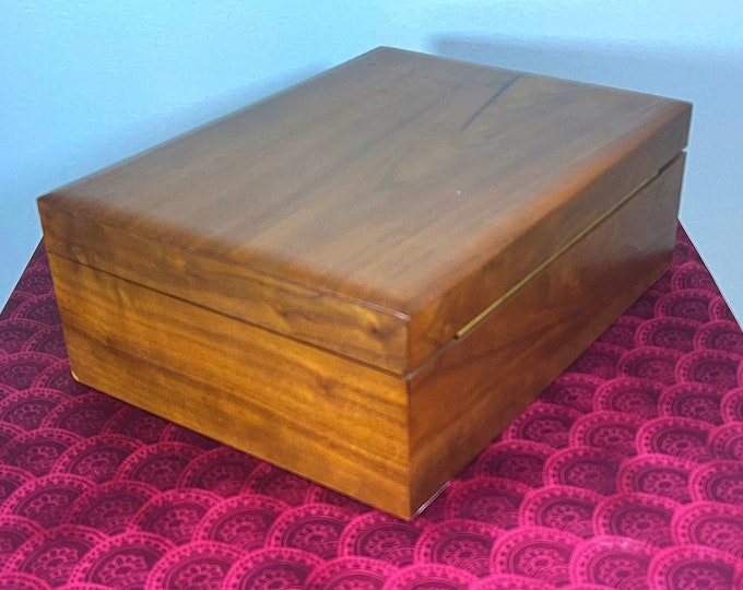 Vintage Wooden Humidor / Cigar Box With Cedar Lining and Porcelain Very ...