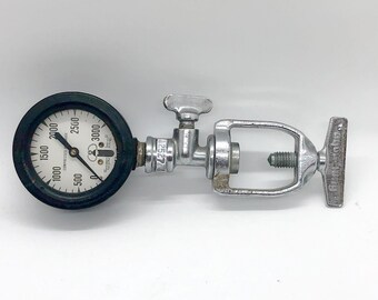 Vintage gauges | Etsy