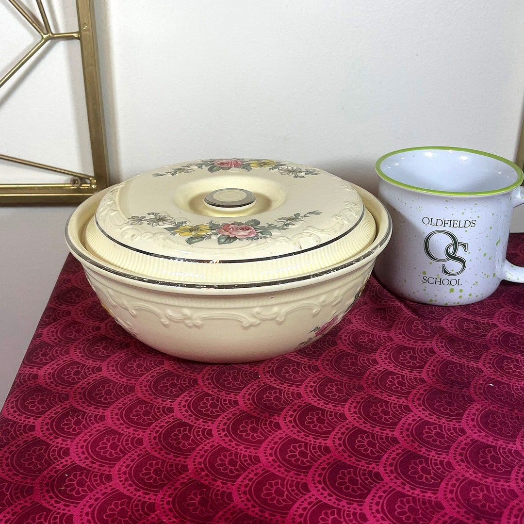 Vintage Homer Laughlin USA Oven Serve Round Floral Covered Casserole ...