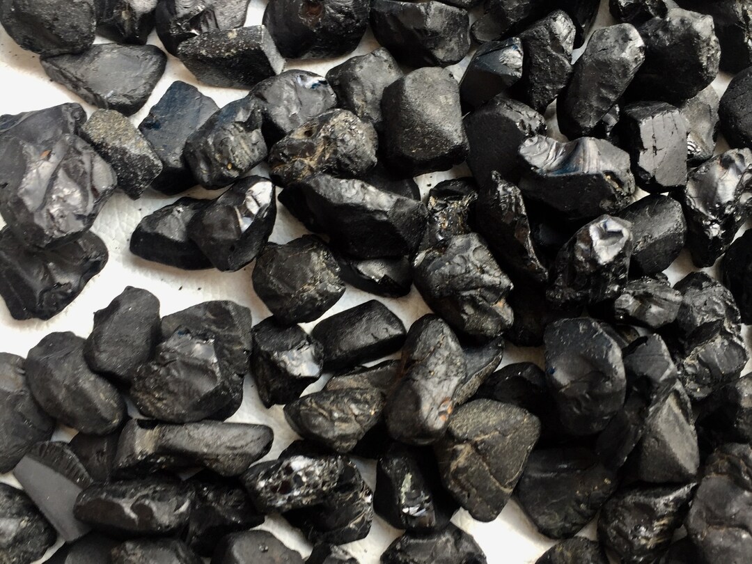Black Spinel Rough Gemstone Black Spinel Rough Black Raw Rough Spinel ...