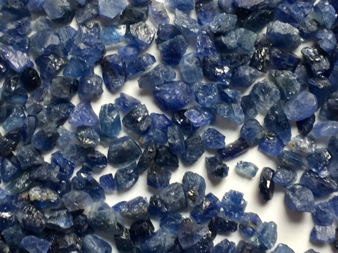 Natur Burmese Blau saphir roh, 50 crt 110 Stück Ca.,Blauer Saphir Roh ...