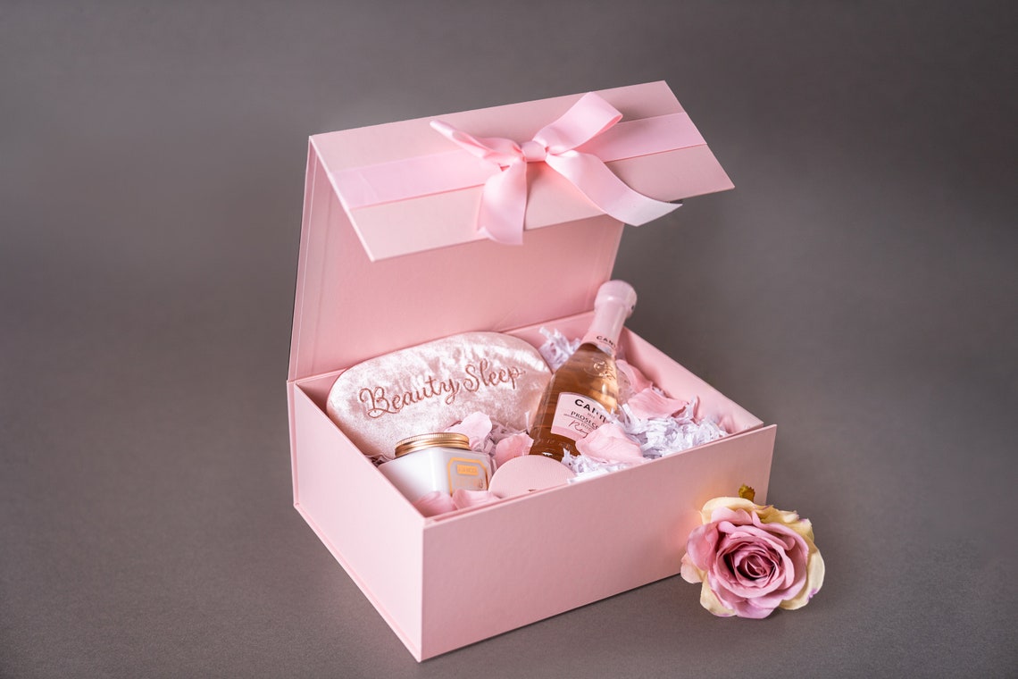 Pink and Gold Magnetic Gift Box With Ribbon Bow - Empty Bridesmaid ...