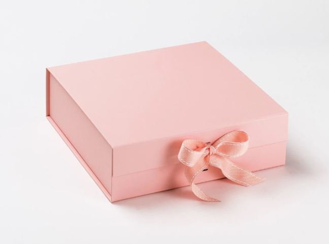 Large Pink Gift Box - Luxury Magnetic Gift Box With Ribbon - Baby Girl ...
