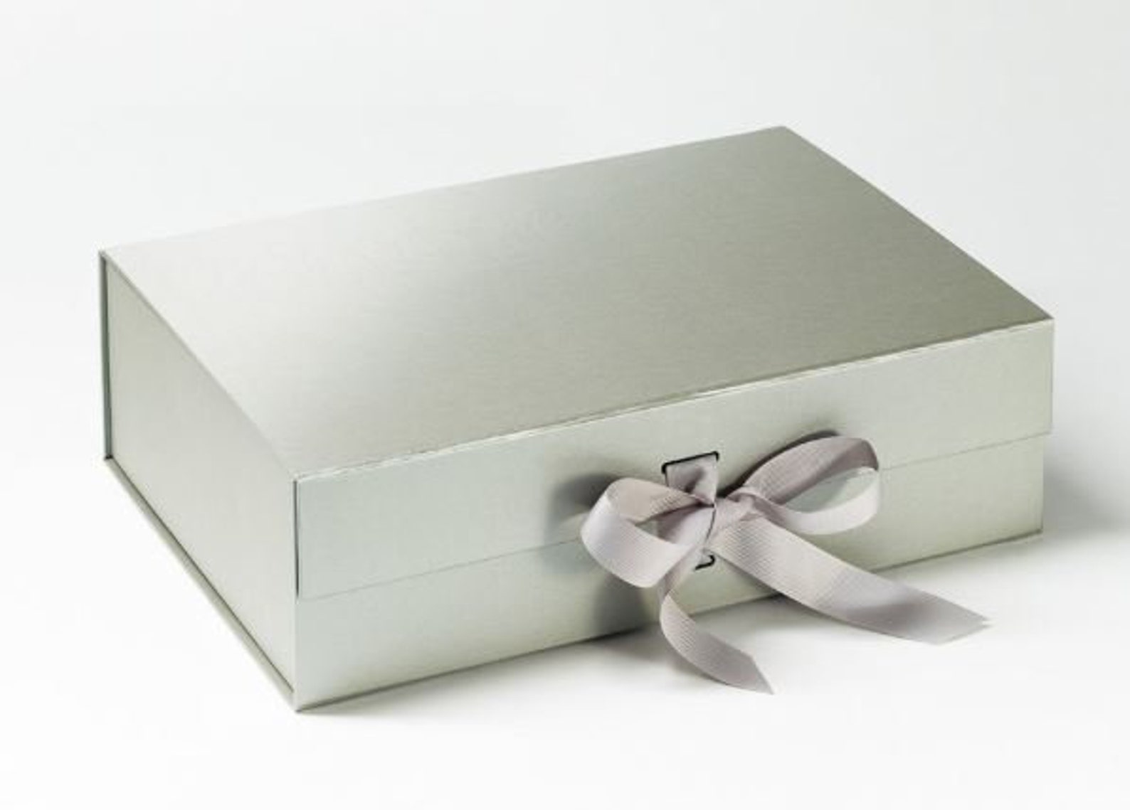 Luxury Silver Magnetic Gift Box With Ribbon Bridesmaid Gift - Etsy UK