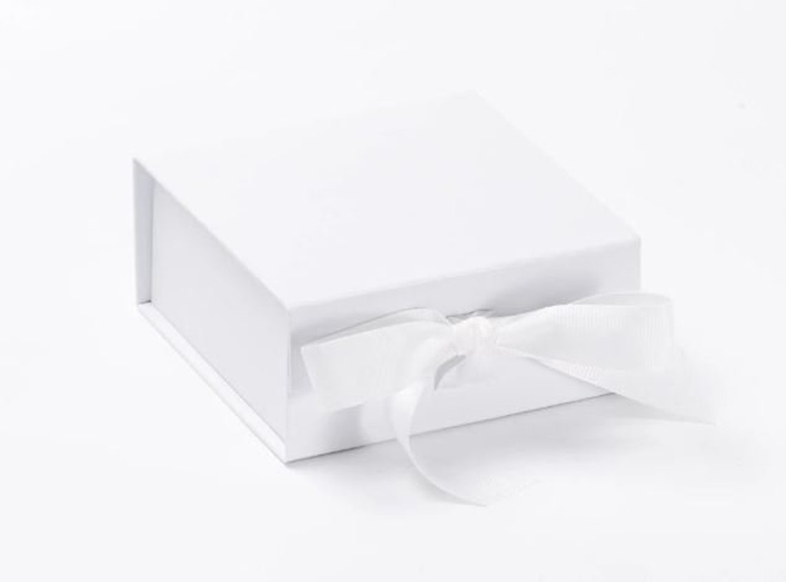 Small White Gift Box With Ribbon White Magnetic Wedding - Etsy UK
