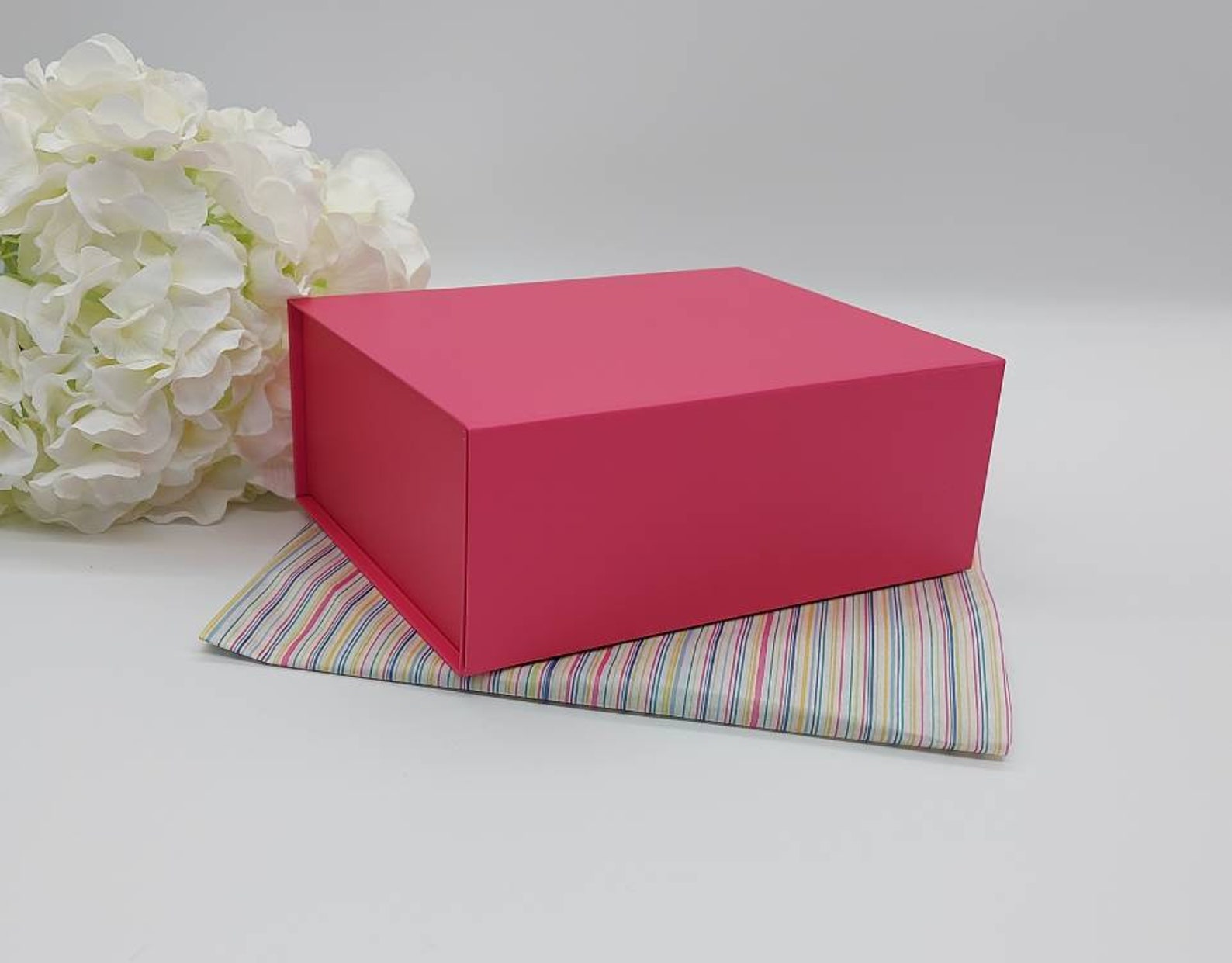 Fuschia Pink Gift Box - Hot Pink Magnetic Gift Box - Various Sizes ...