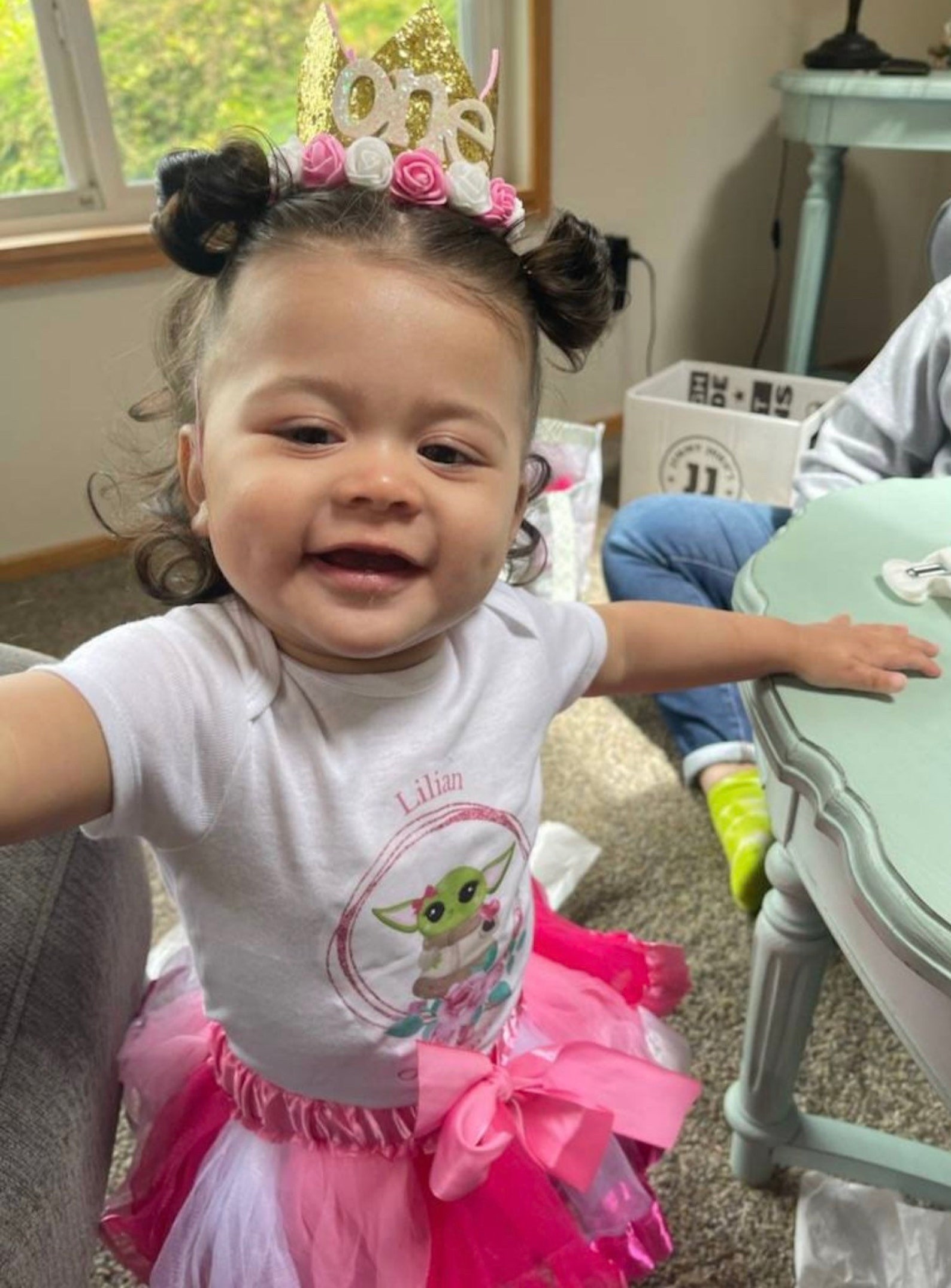 Set of 2 Baby Yoda Girl With Ring of Flowers Bundle Set of 2 - Etsy