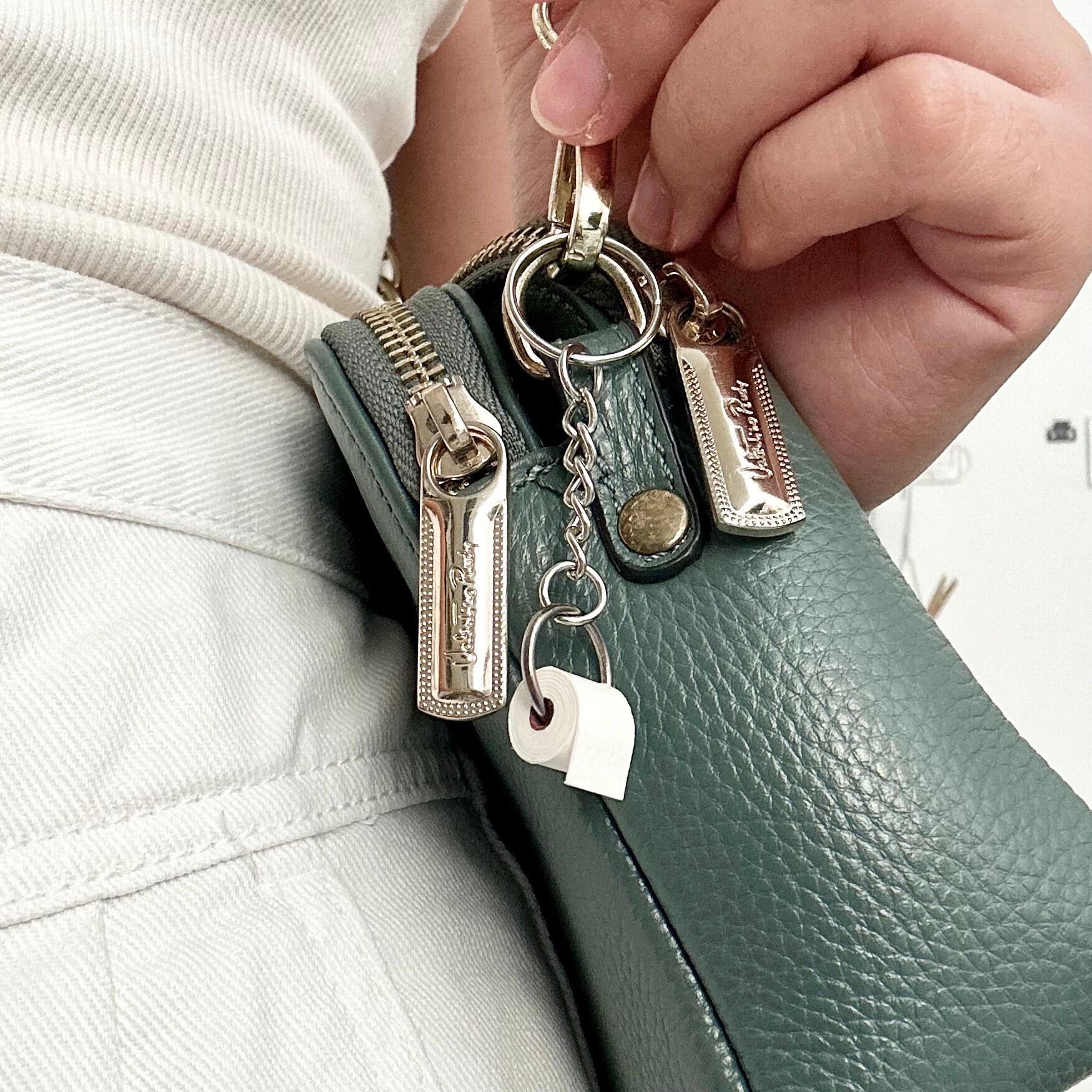 Realistic Toilet Paper Roll Keychain - Etsy