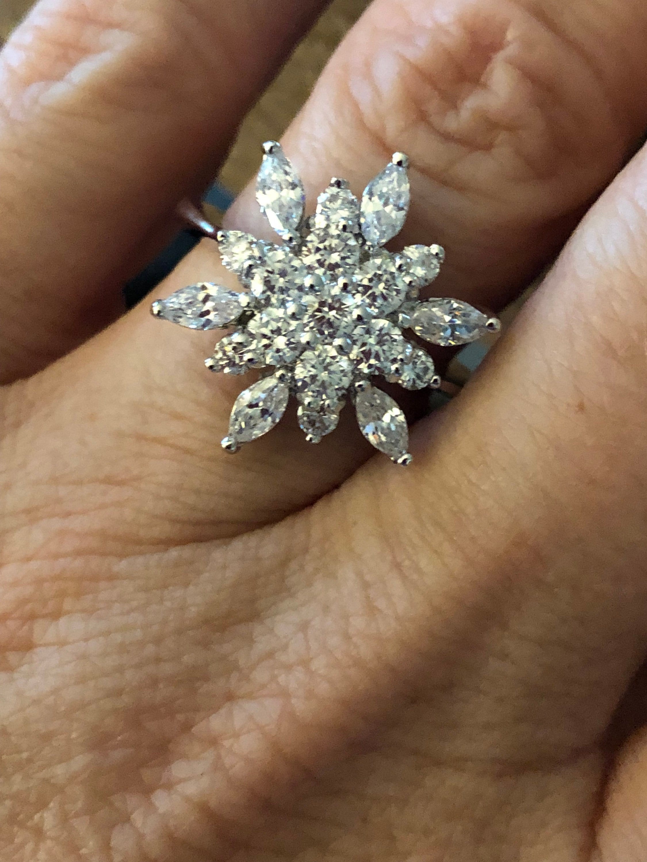 Winter Snowflake Ring - Etsy