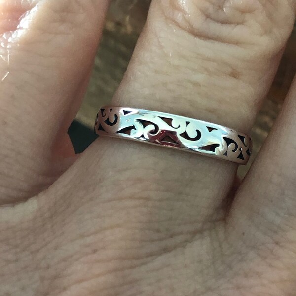 Scroll Wedding Band - Etsy