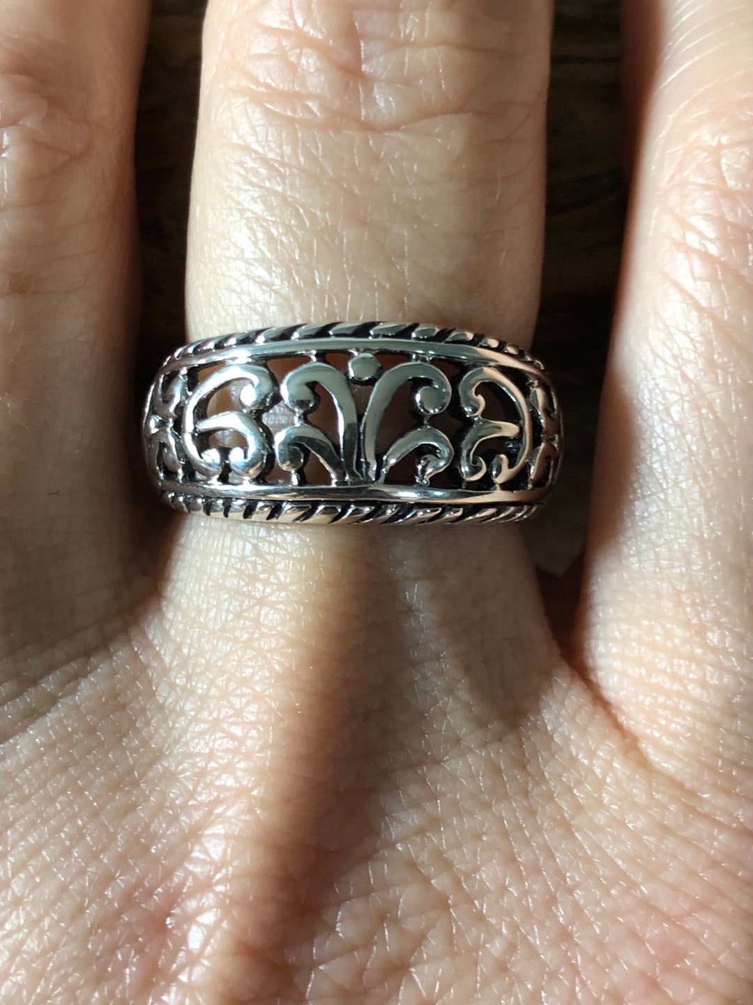 Vintage Style Italian Scroll Wedding Band - Etsy
